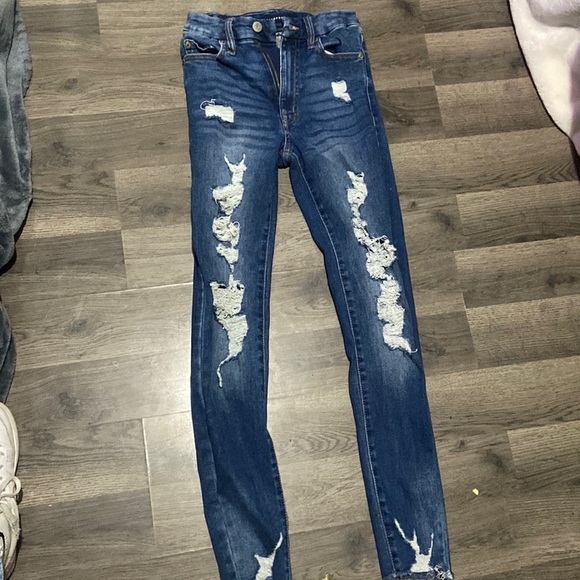 Aeropostale | Jeans | Contours To Your Curves Creating A Slimming Fit ...